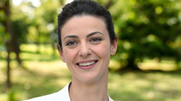 Netflix, film romantico con l'immensa Barbara Rochi: emozioni alle stelle